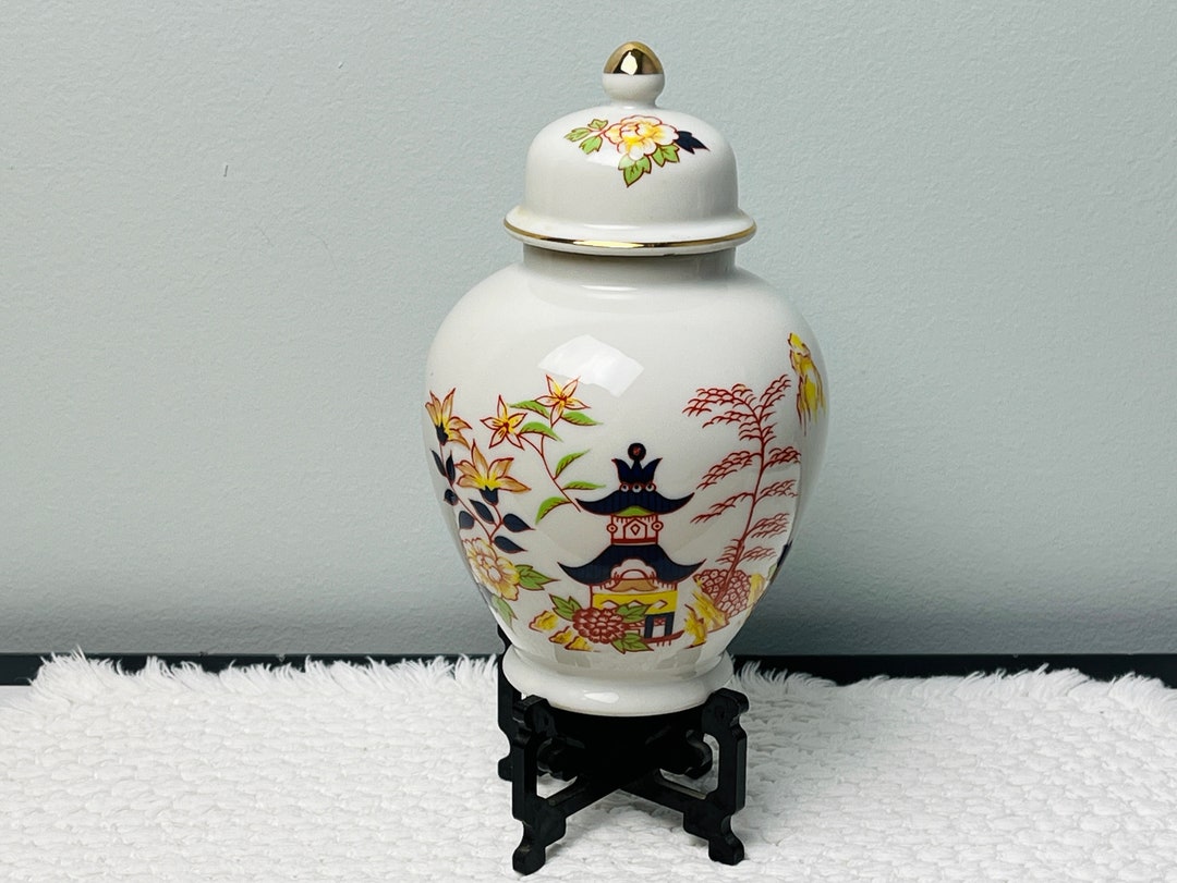 Japanese Ginger Jar W Lid Asian Pagoda Bright Colors Red Black Yellow ...
