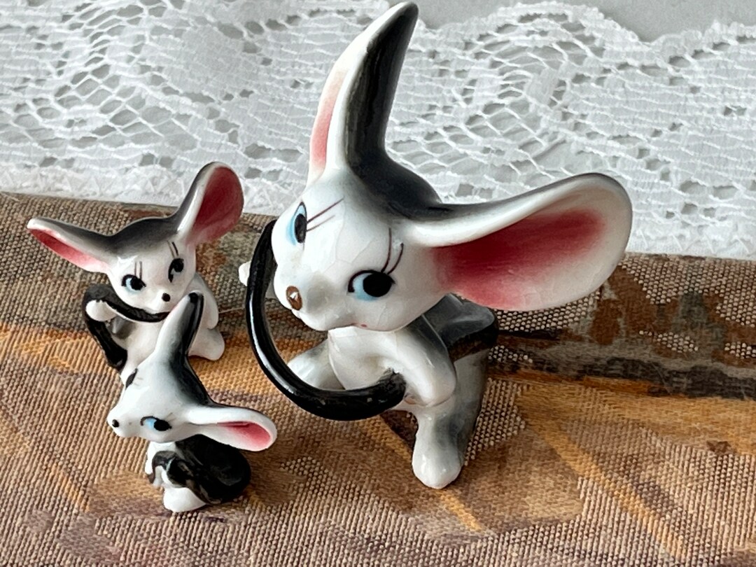 Vtg Bone China Mouse Figurines Holding Tail JAPAN Adorable - Etsy