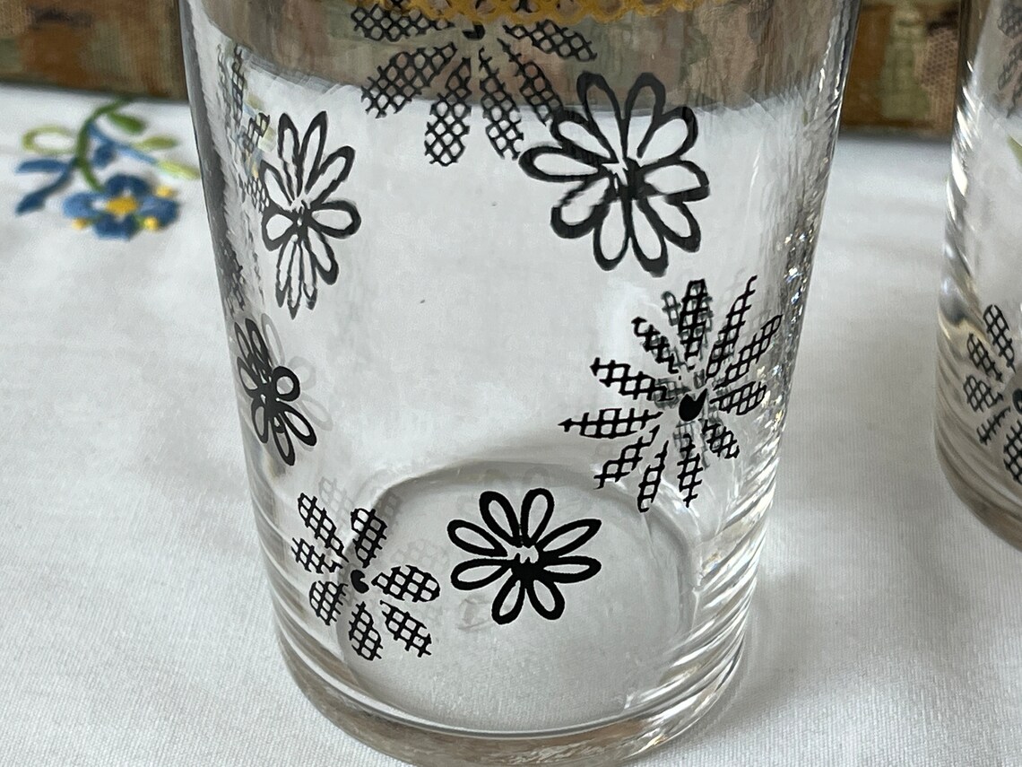 Mid Century Black Daisy Barware | Gold Cross Hatch Tumblers, Set of 3 ...