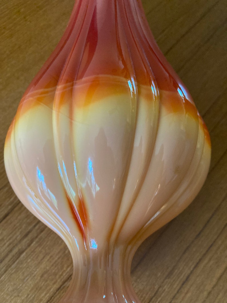 L. E. SMITH Swung Bittersweet Vase - Etsy