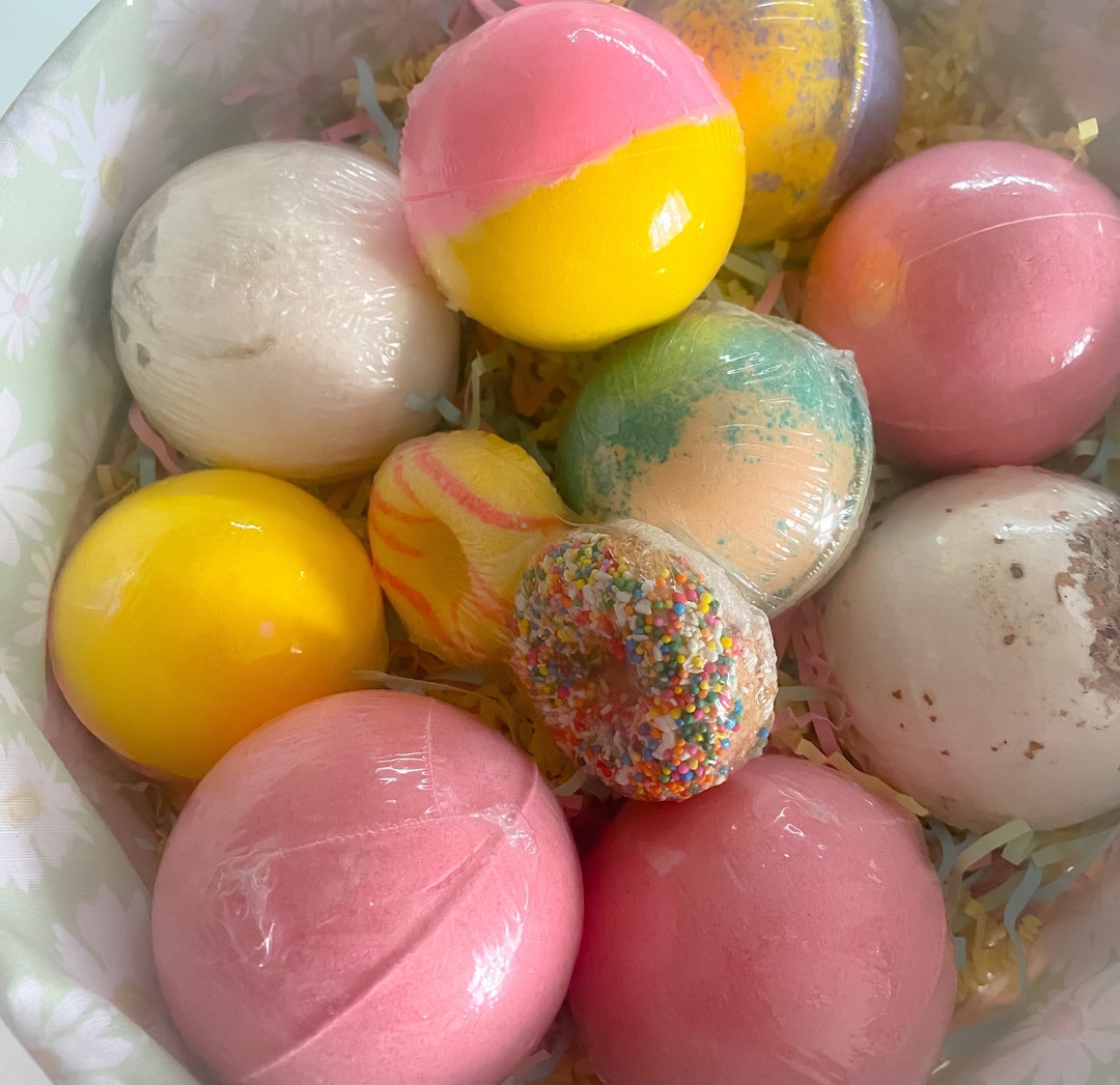 Bath Bomb, Bath Fizzy, Handmade, Flower Bath Bombs, Bath - Etsy