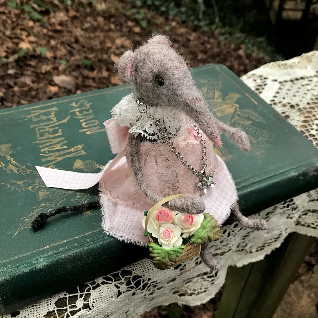 Needle Felted Rat, Fiber Art, Wool Creations, Rats, Rat Art, Shipping ...