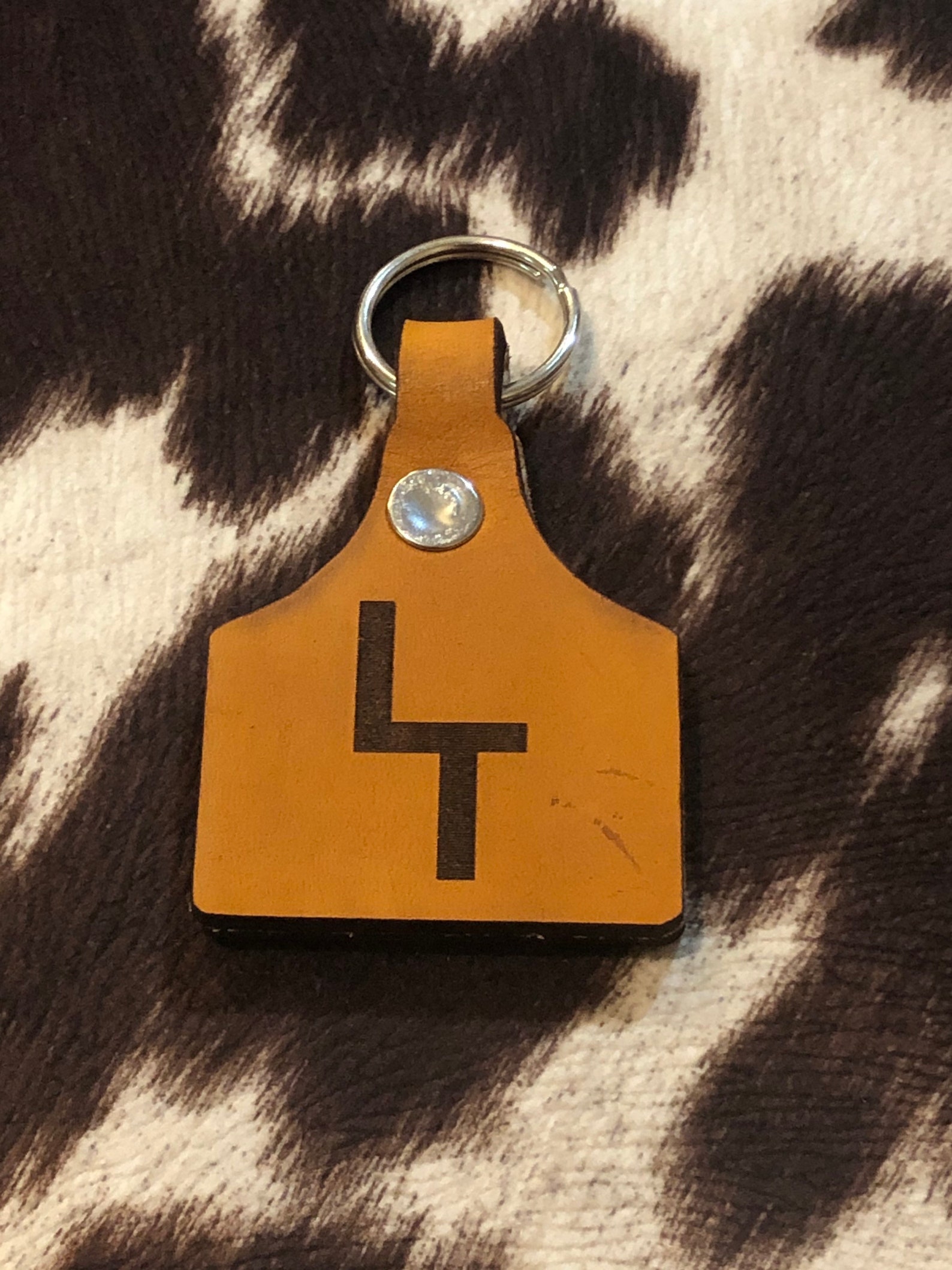 YOUR BRAND Leather Ear Tag Keychain Personalized With Your - Etsy
