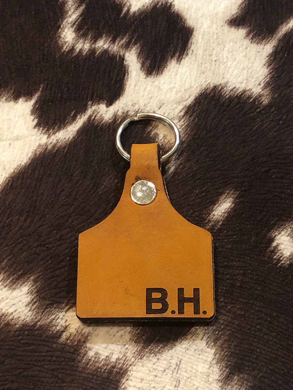YOUR BRAND Leather Ear Tag Keychain Personalized With Your - Etsy