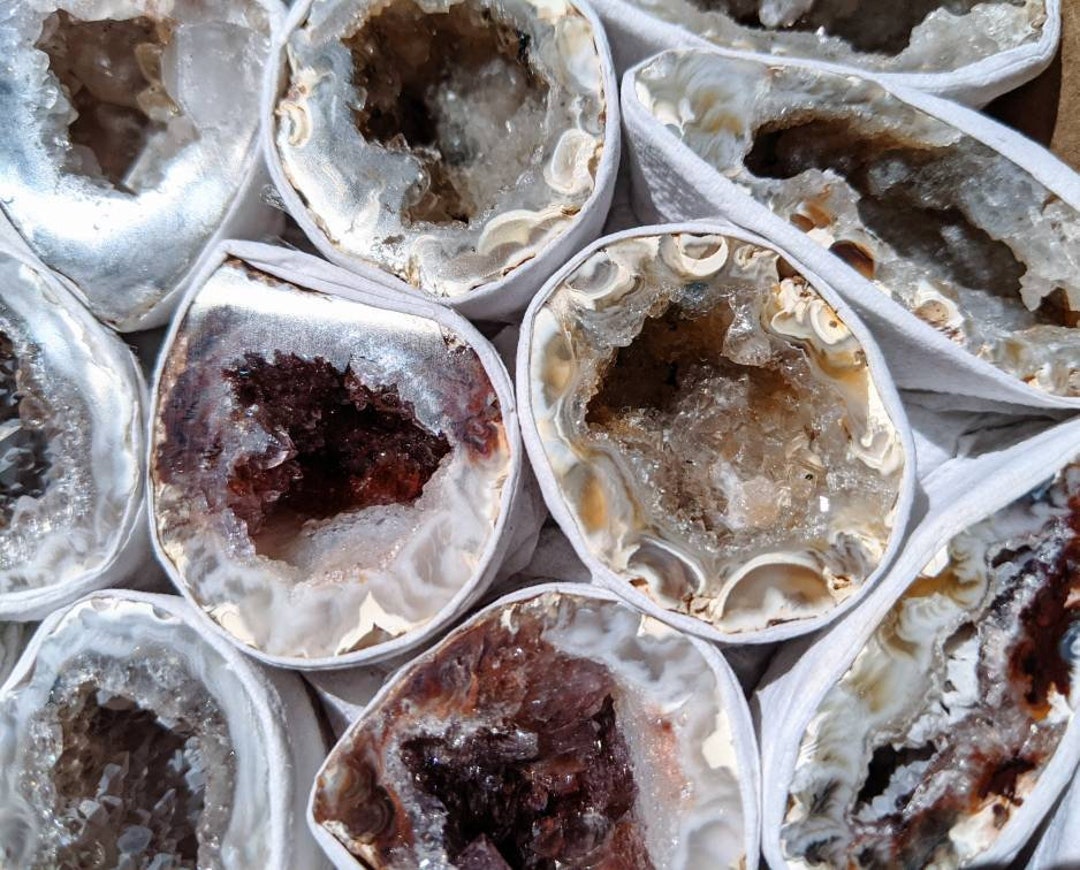 Occo Agate Geode: Sparkly Druzy Crystal Cluster - Etsy