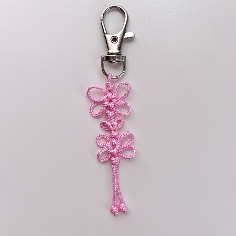 Korean Knot Keychain • Maehwa Saengjjok Maedeup Keychain - Etsy