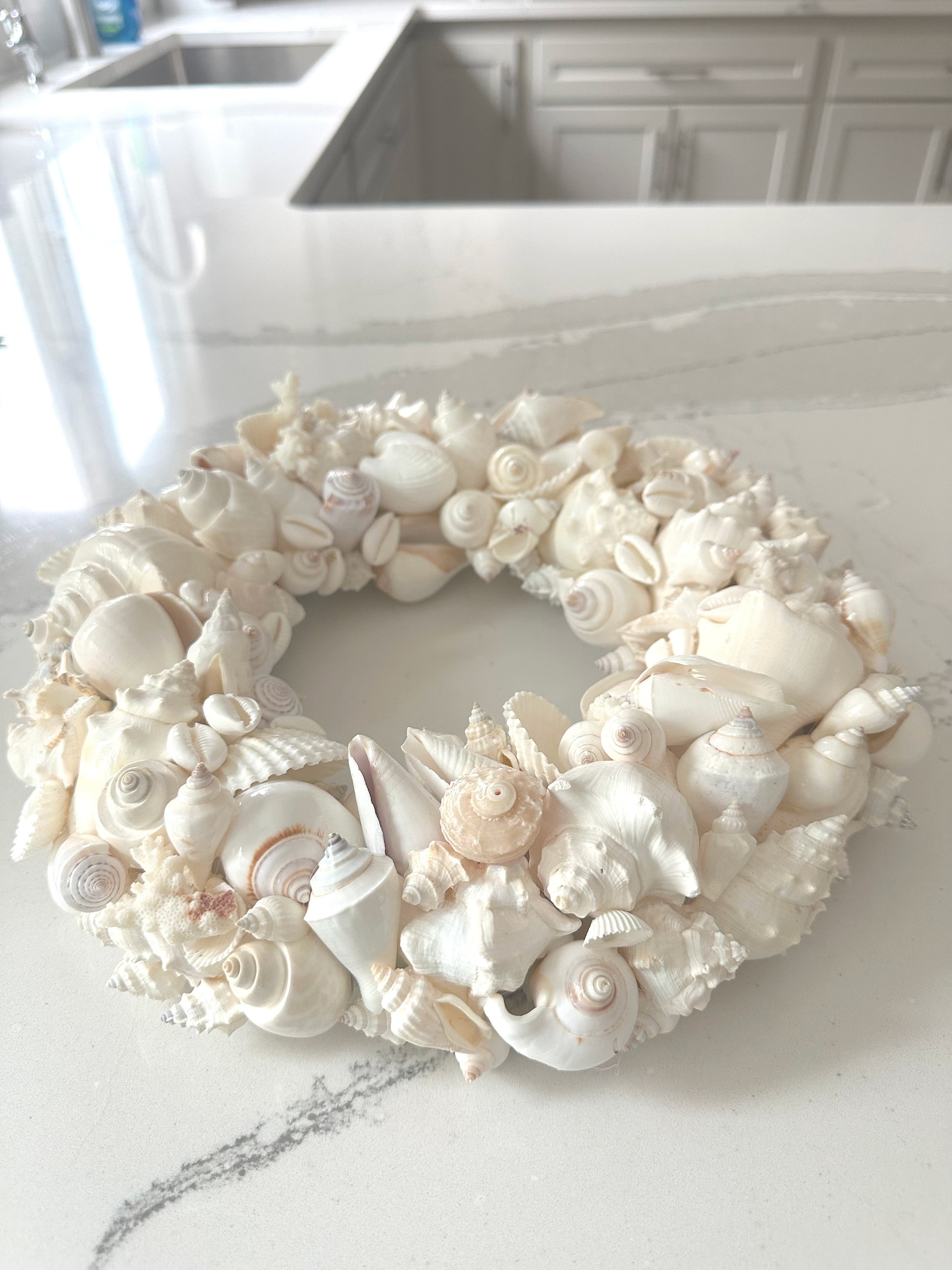 WHITE Shell Christmas Wreath Shell Gift Wedding Gift Beach - Etsy