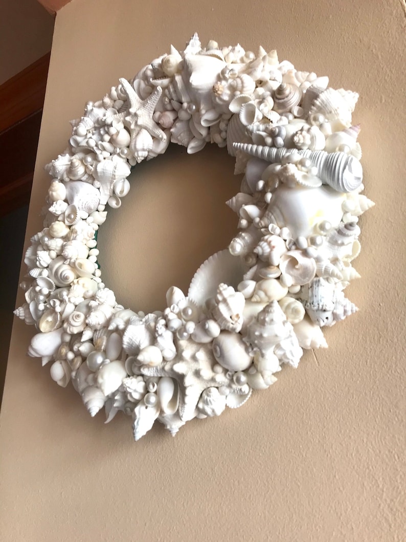 WHITE Shell Christmas Wreath Shell Gift Wedding Gift Beach | Etsy