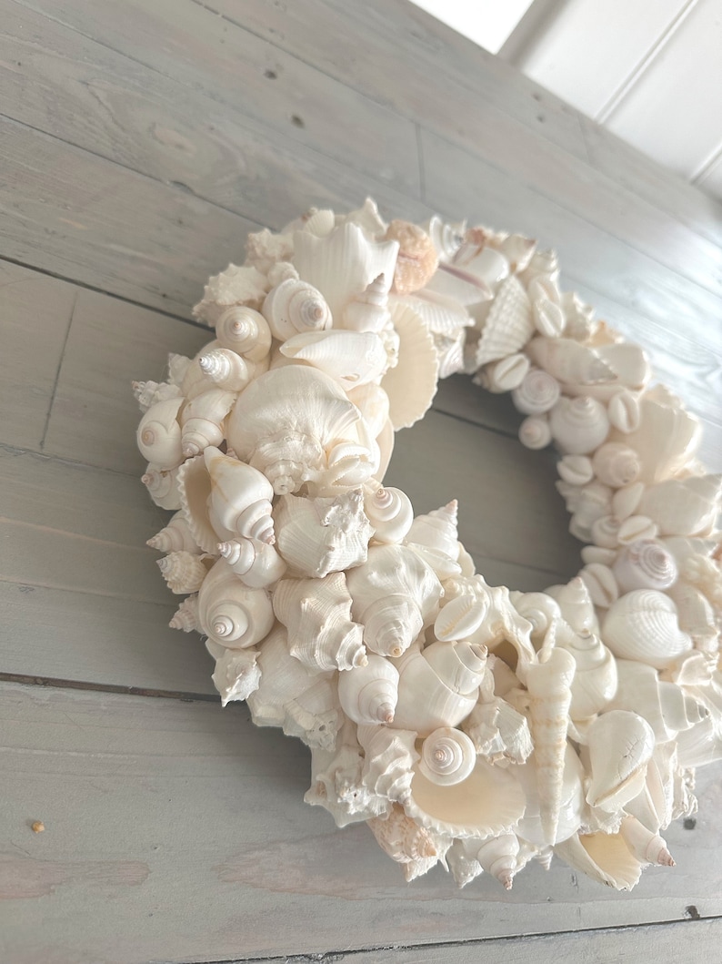 WHITE Shell Christmas Wreath Shell Gift Wedding Gift Beach - Etsy