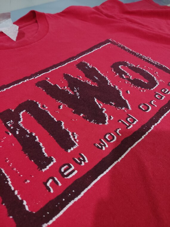 Vintage 1998 nWo Logo new world order classic T-shirt… - Gem
