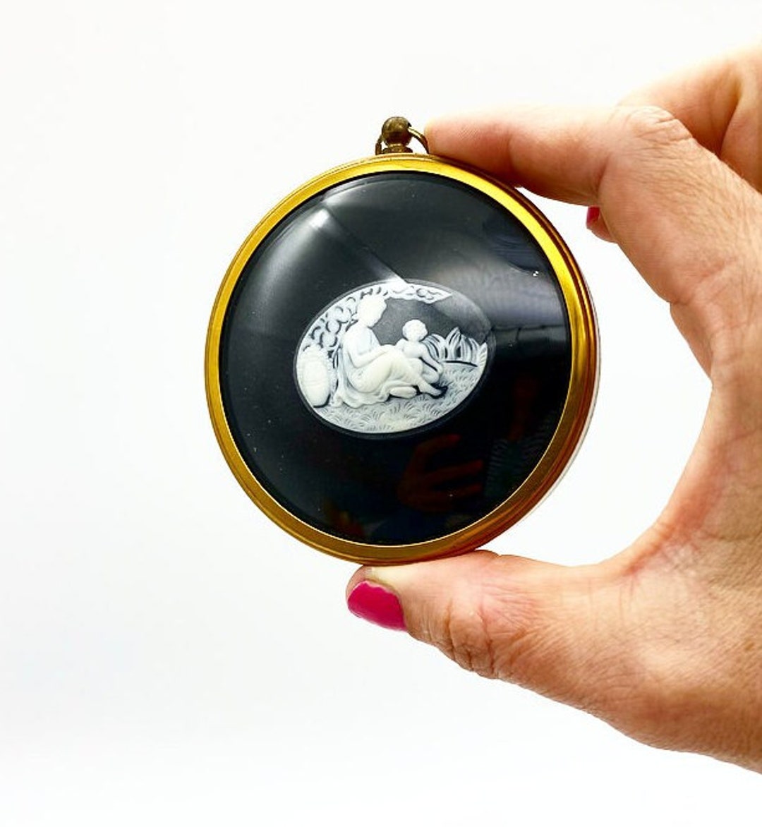 Peter Bates Mother With Child Miniature Cameo Wall Art - Etsy