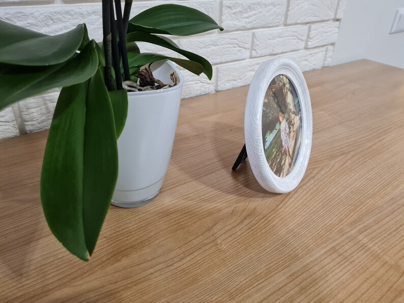Tabletop White Round Frame Round Picture Frame Wooden Frame - Etsy