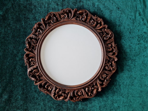 Wooden Round Carved Frame Picture Frame - Etsy
