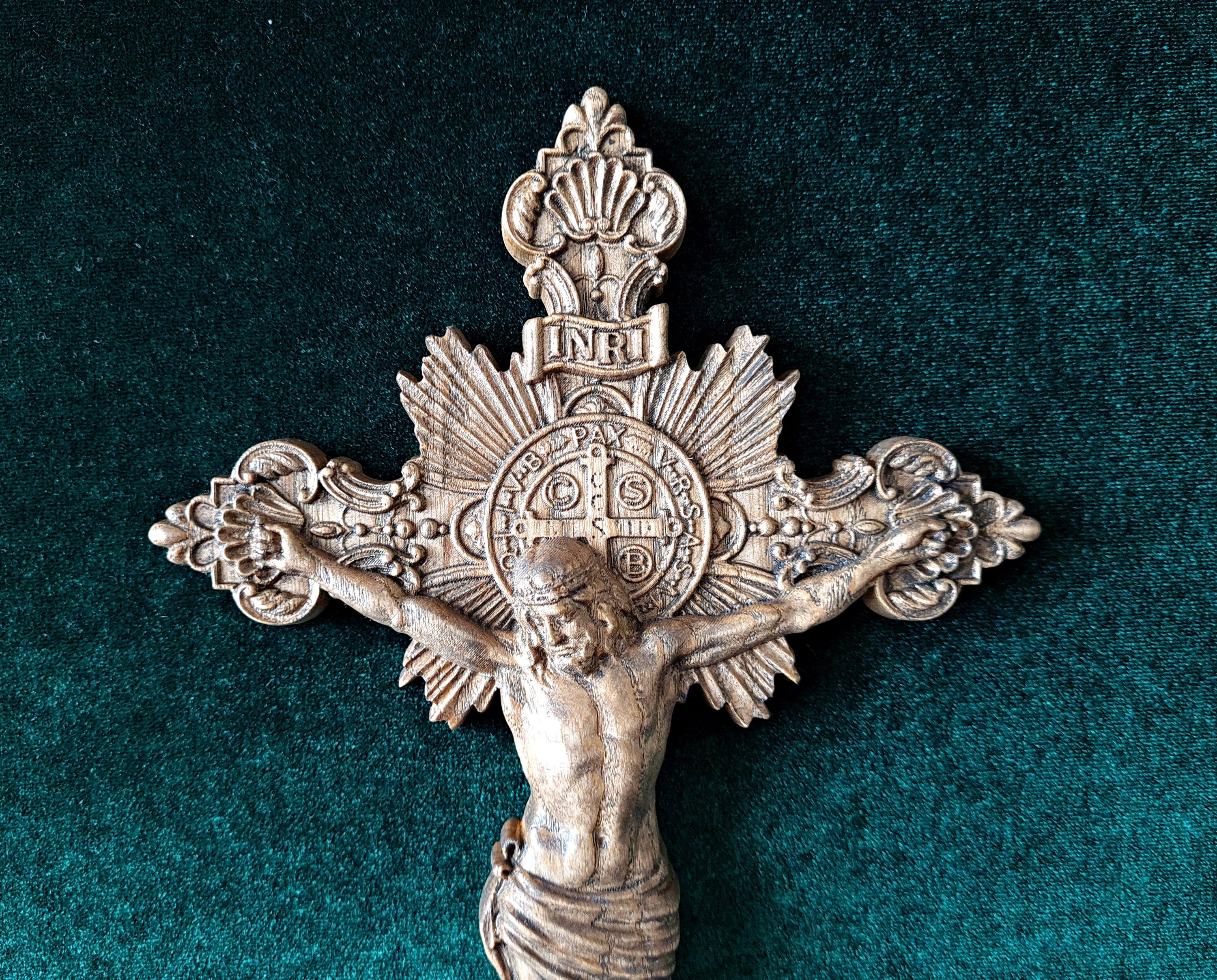 Wooden Crucifix Catholic Cross Choose Size 10X5.7 up to - Etsy Canada