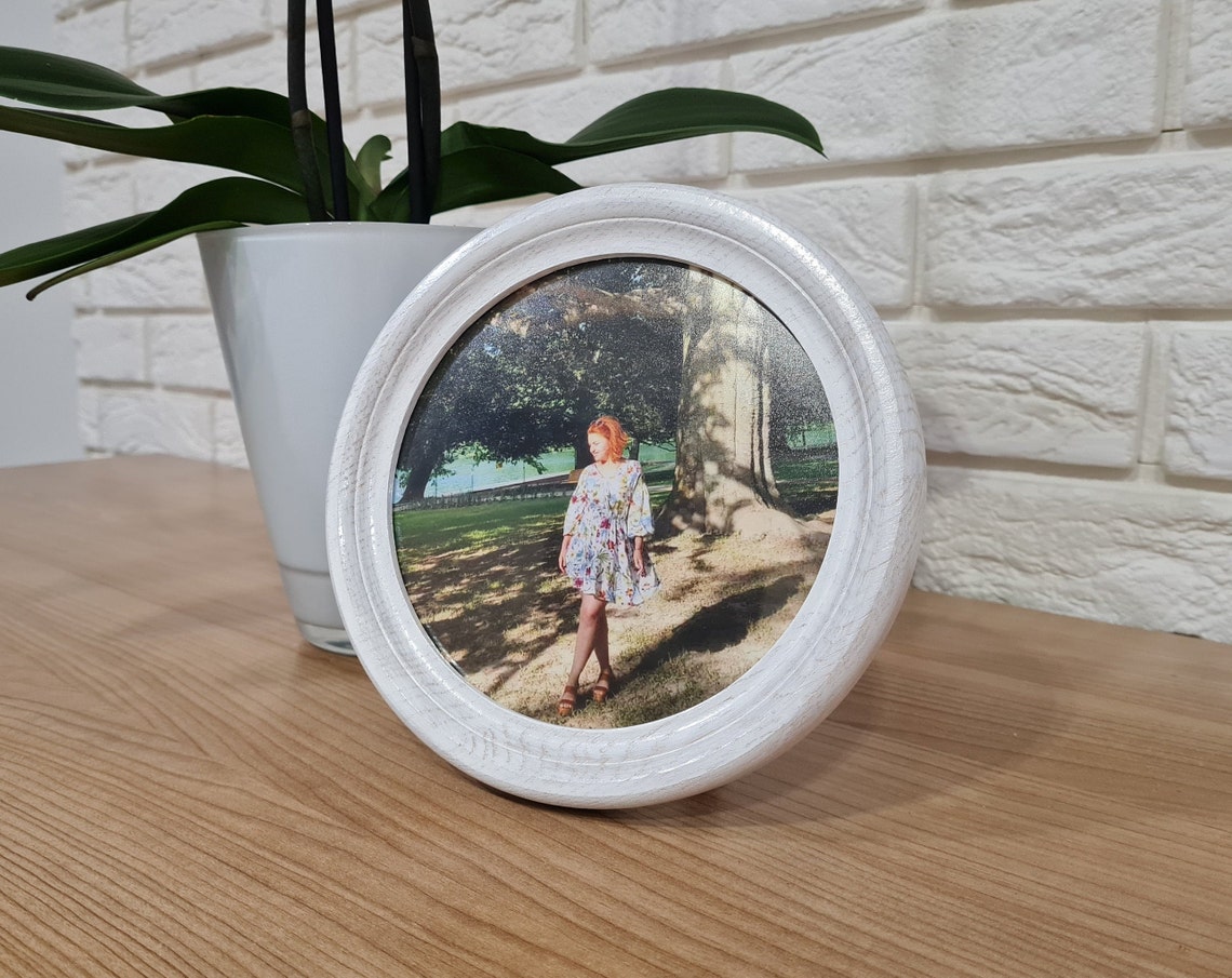 Tabletop White Round Frame Round Picture Frame Wooden Frame - Etsy