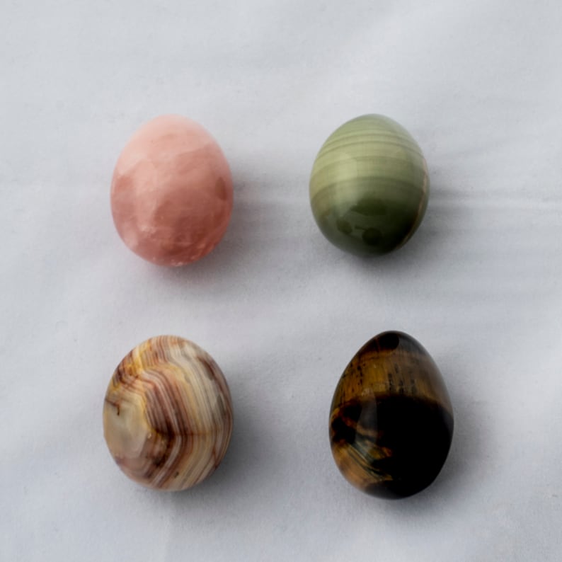 Four Vintage Semi Precious Stone Eggs, Hand Carved Egg, Semiprecious ...