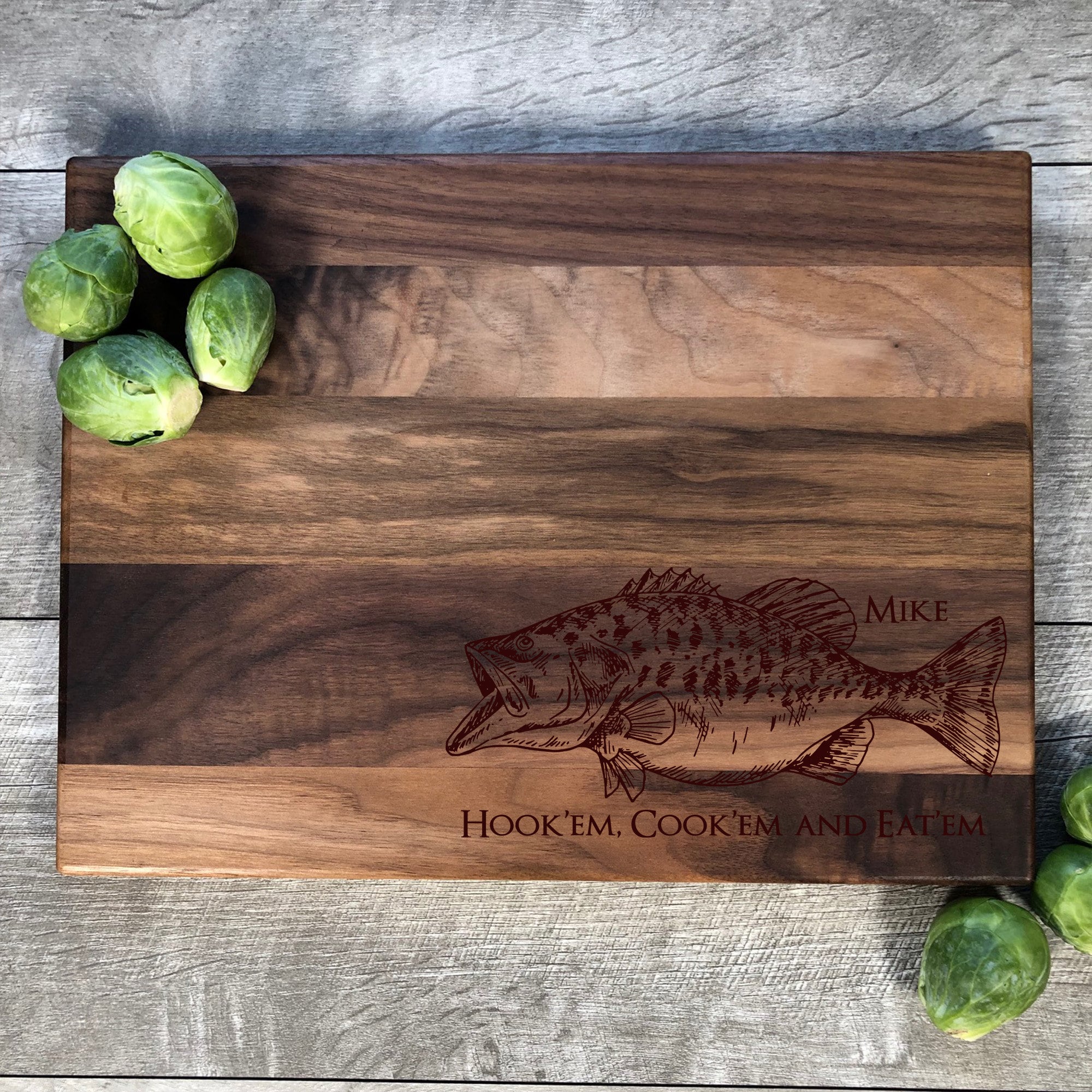 Personalized Largemouth Bass Cutting Board: Fisherman Gift - Etsy