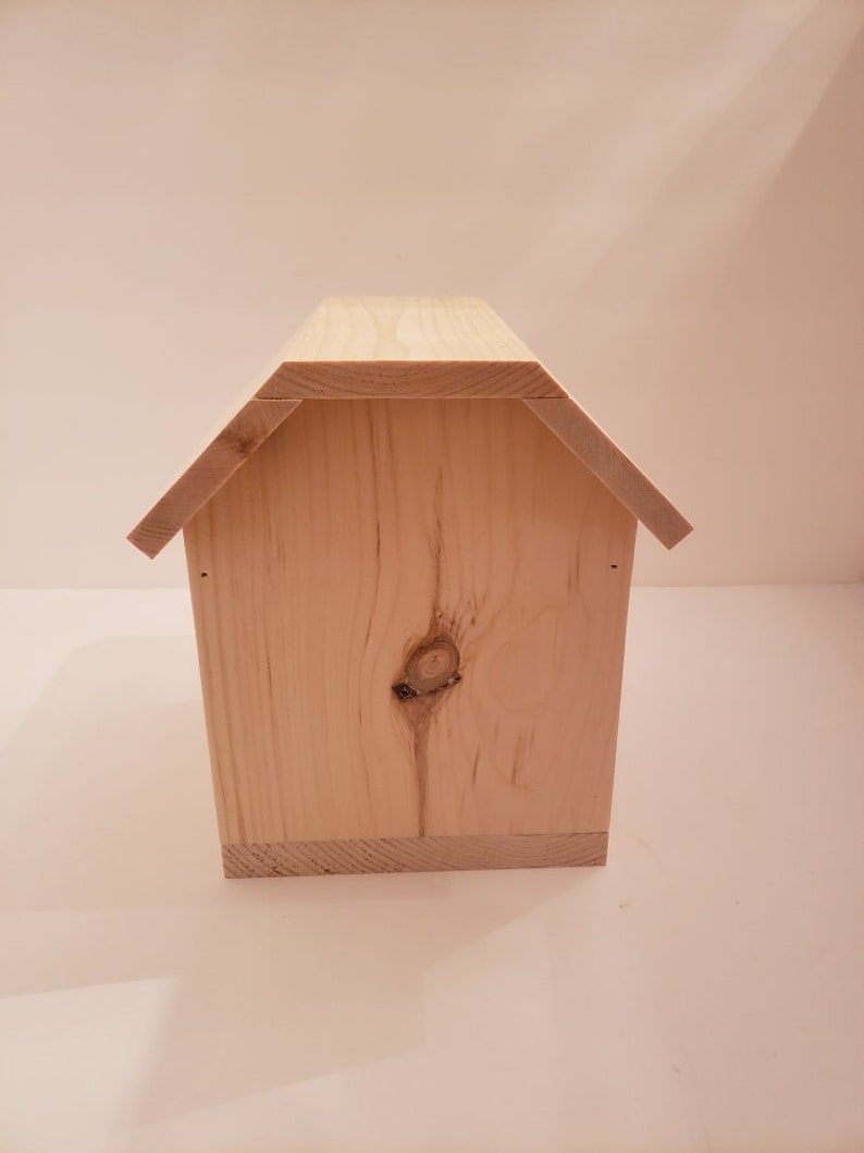 Basic Barn Birdhouse - Etsy