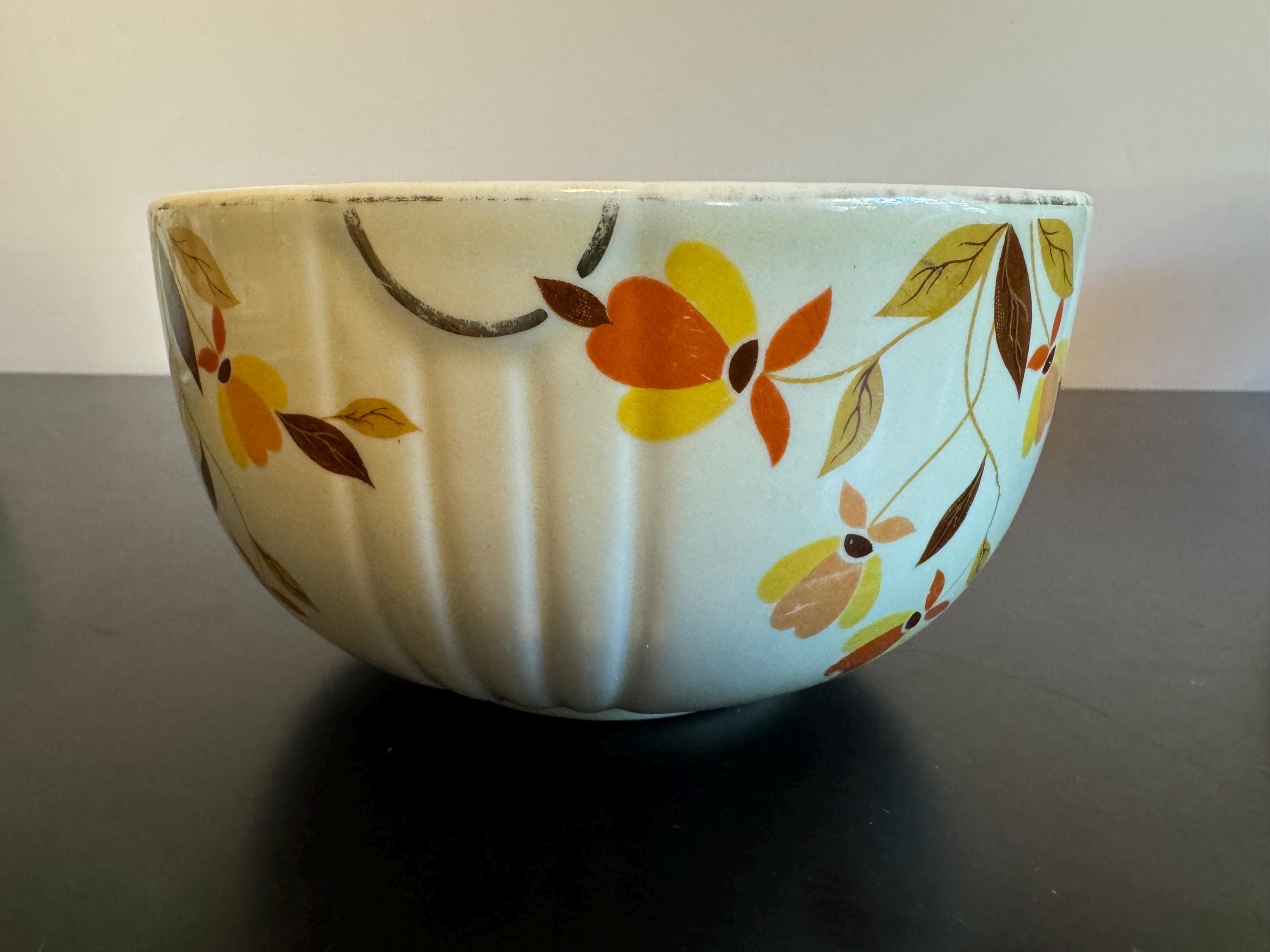 Halls Superior Kitchenware Set of 3 Nesting Mixing Bowls Autumn Leaf ...