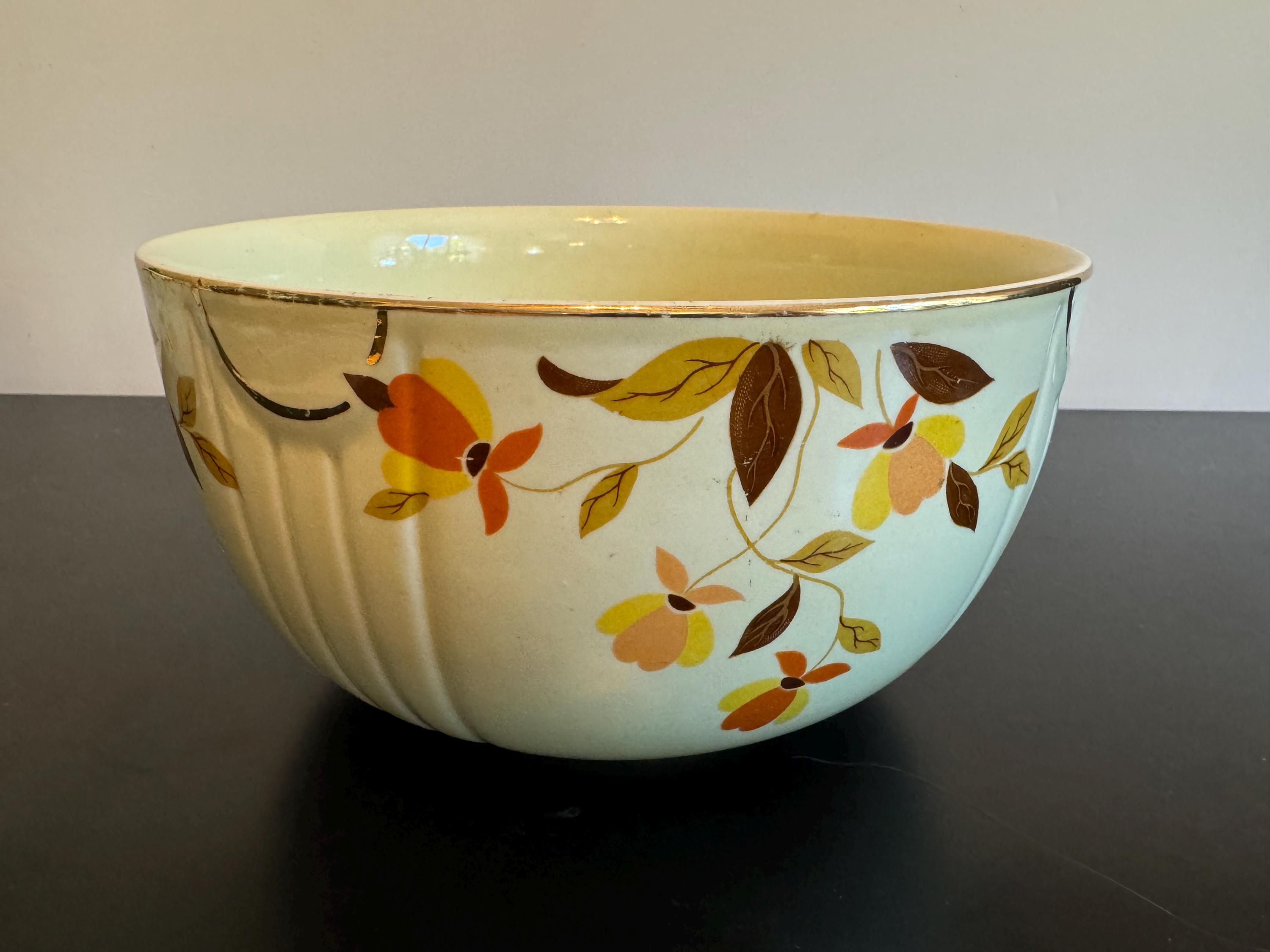 Halls Superior Kitchenware Set of 3 Nesting Mixing Bowls Autumn Leaf ...