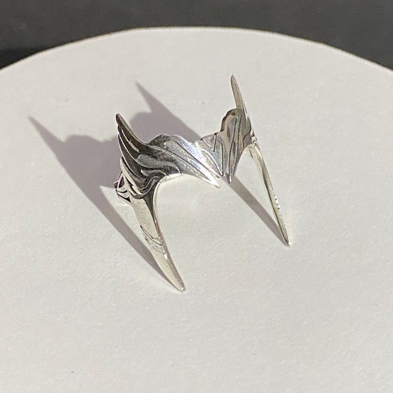 A Wanda-full Ring. - Etsy