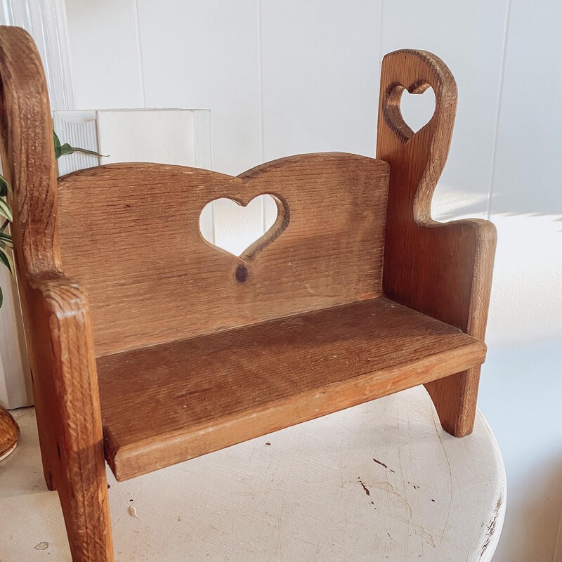 Wood Heart Shelf - Etsy