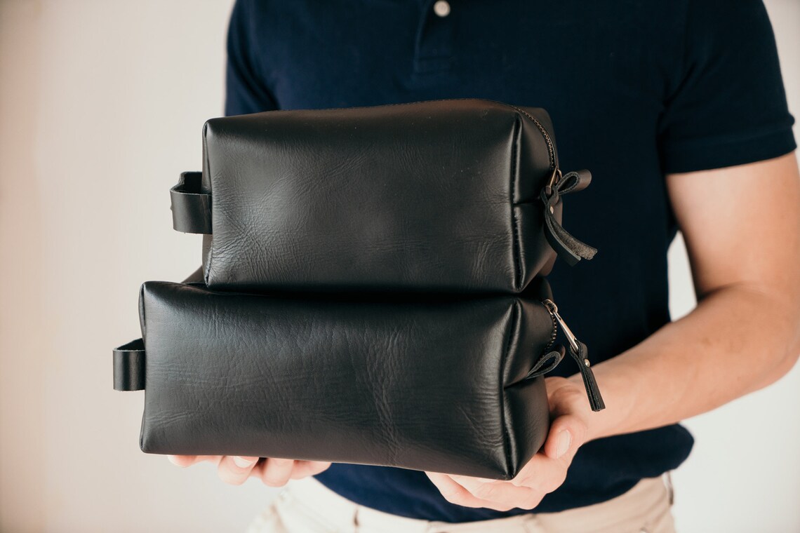 Custom Groomsmen Gift Leather Doop Kit Bag Leather Toiletry | Etsy