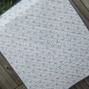 Jane's Ladder Baby Quilt: Tasha Noel Simply Country Cotton, 40.5x48.5in ...