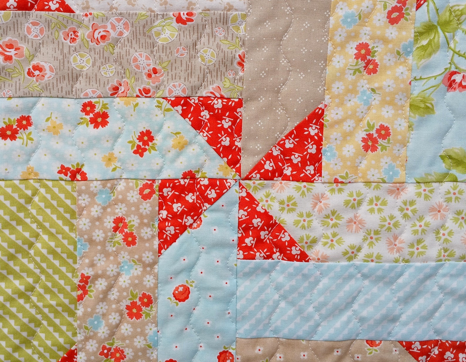 Pinwheel Spring Twist Patchwork Quilt / Blanket - Etsy