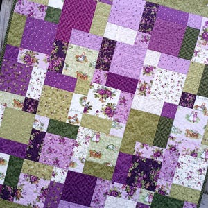 Anne of Green Gables /baby Quilt /scalloped Border - Etsy