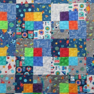 Space Themed, Rocketship, Raw Edge Applique Baby Quilt - Etsy