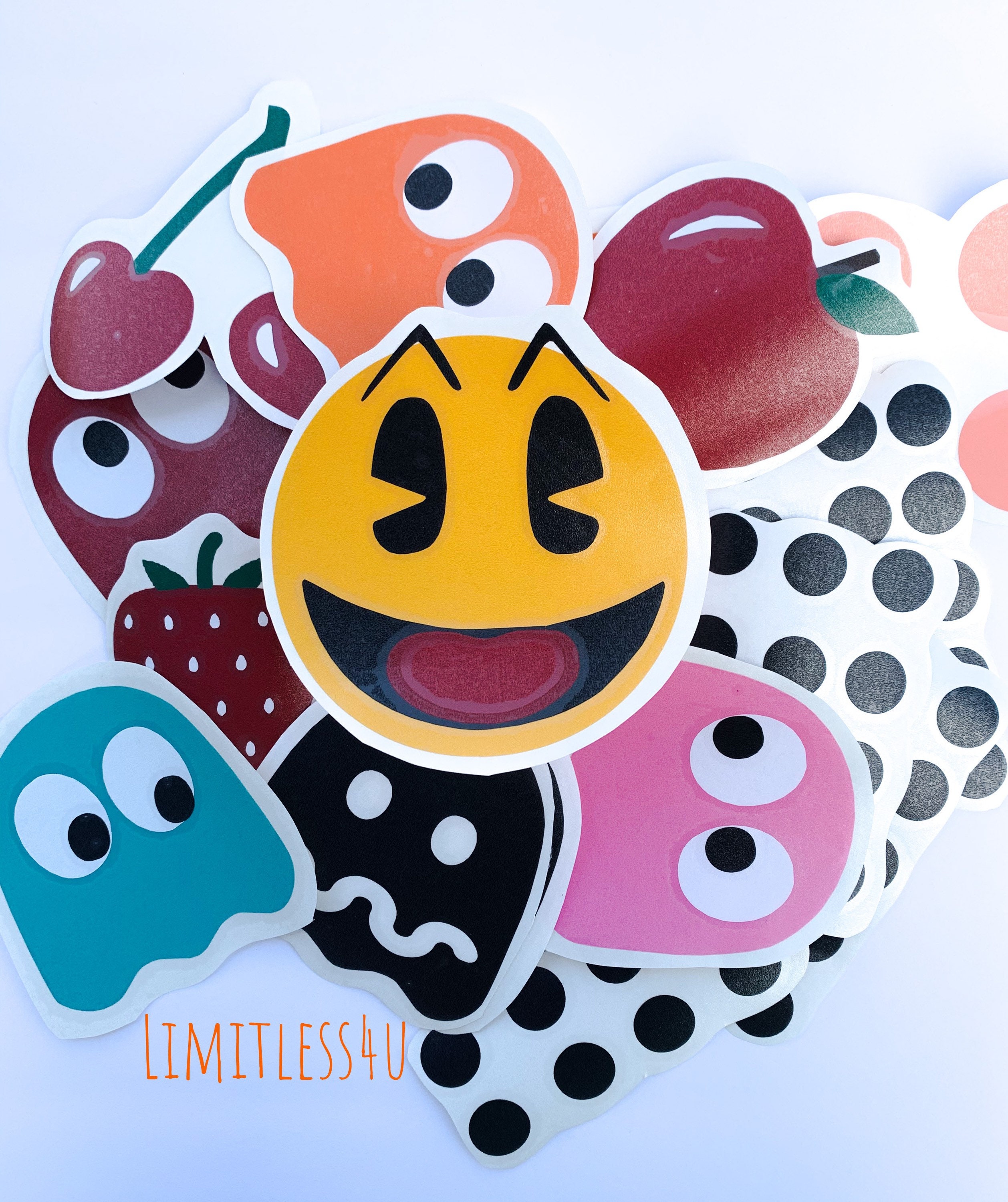 Pac Man Inspired Wall Decal / Pac Man Inspired Wall Decor / | Etsy