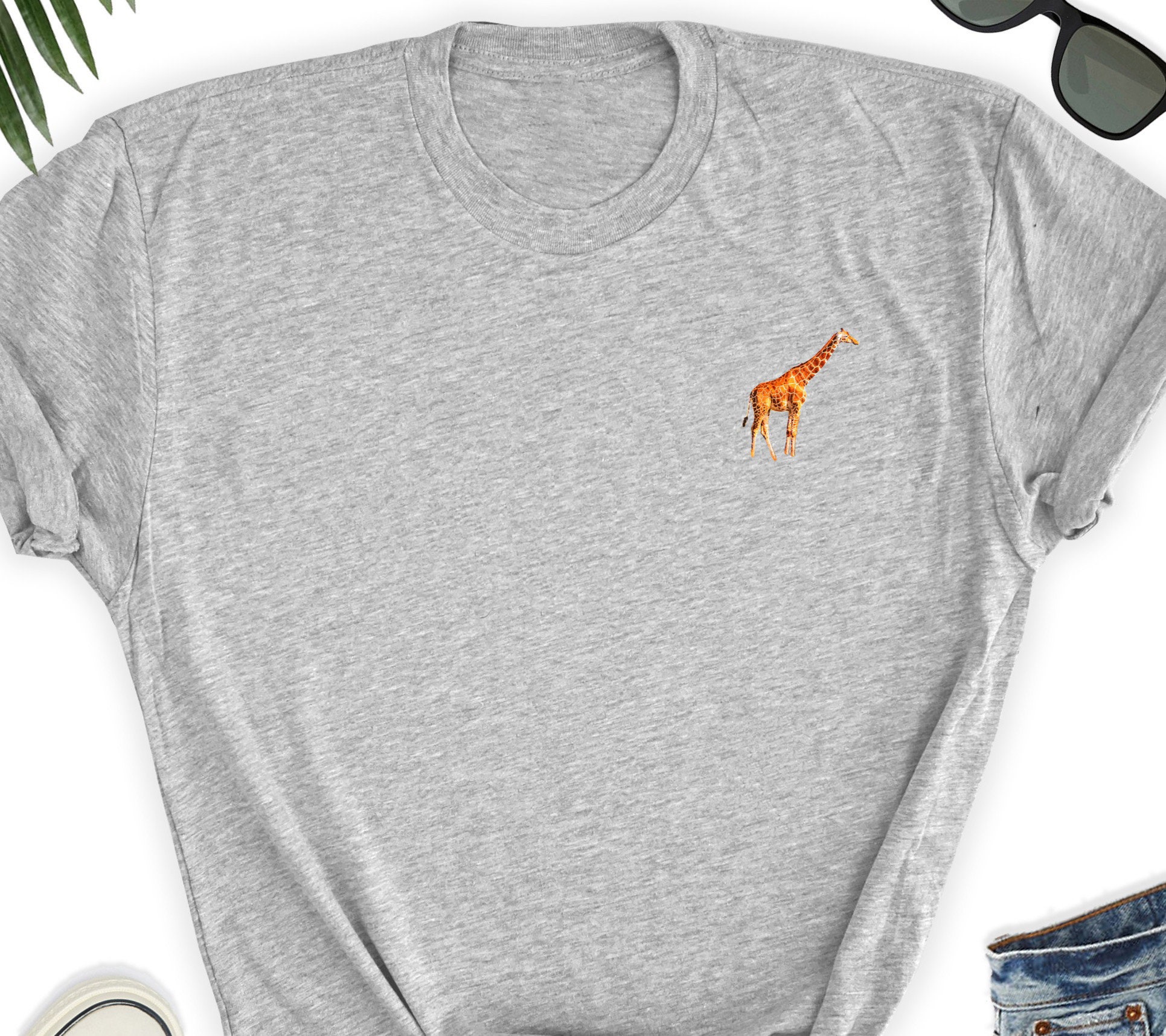 Giraffe Shirt Giraffe T-Shirt Cute Giraffe Tee Giraffe Top | Etsy
