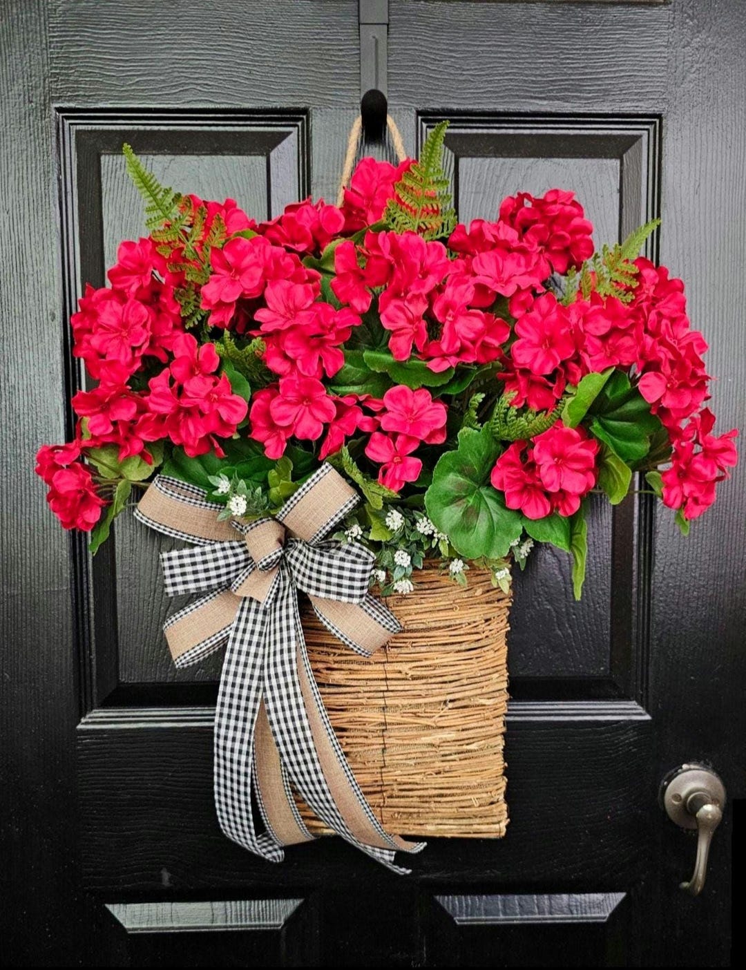 Red Geranium Basket Wreath: Farmhouse Door Decor, Wreaths for Front ...