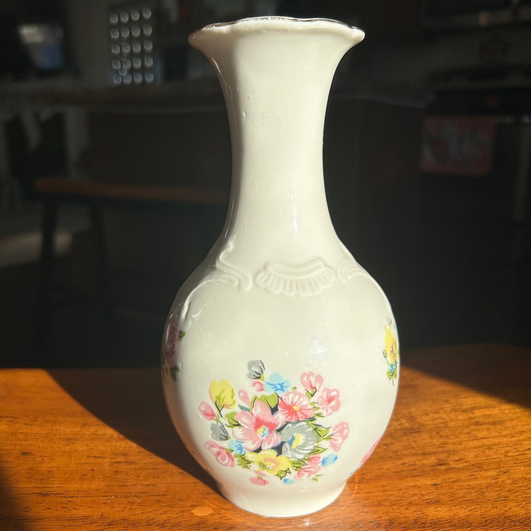 Vintage Pastel Floral Cottagecore Dainty Romantic Vase - Etsy
