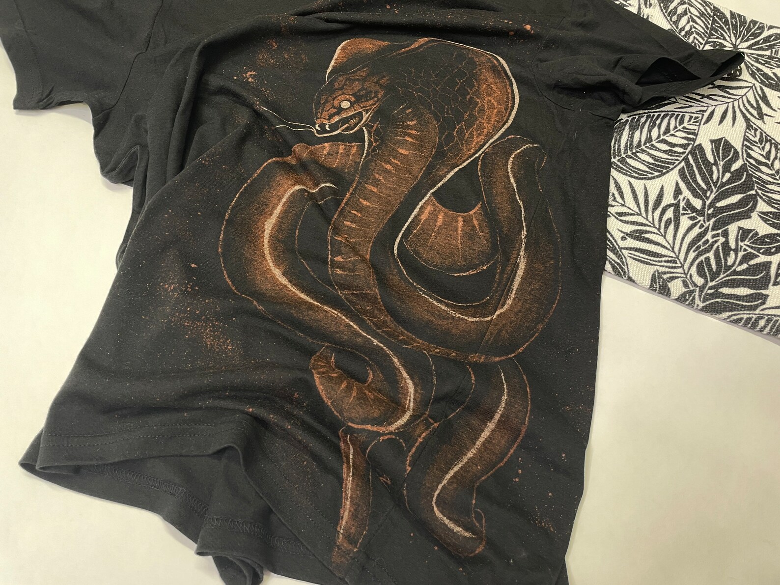 Bleached Snake Shirt Unisex , Bleach Drawing Shirt, Snake Bleach Tee ...
