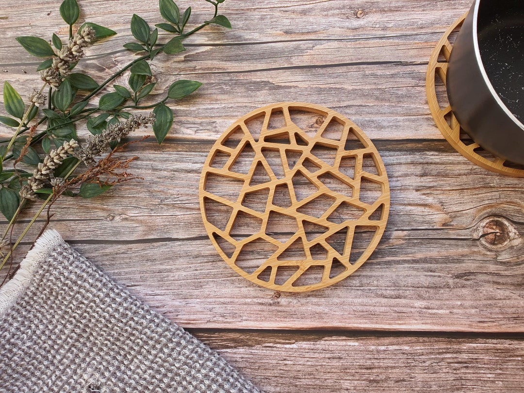Bamboo Heat Mat, by New Living, Modern Design Bamboo Trivet Set, 15cm ...