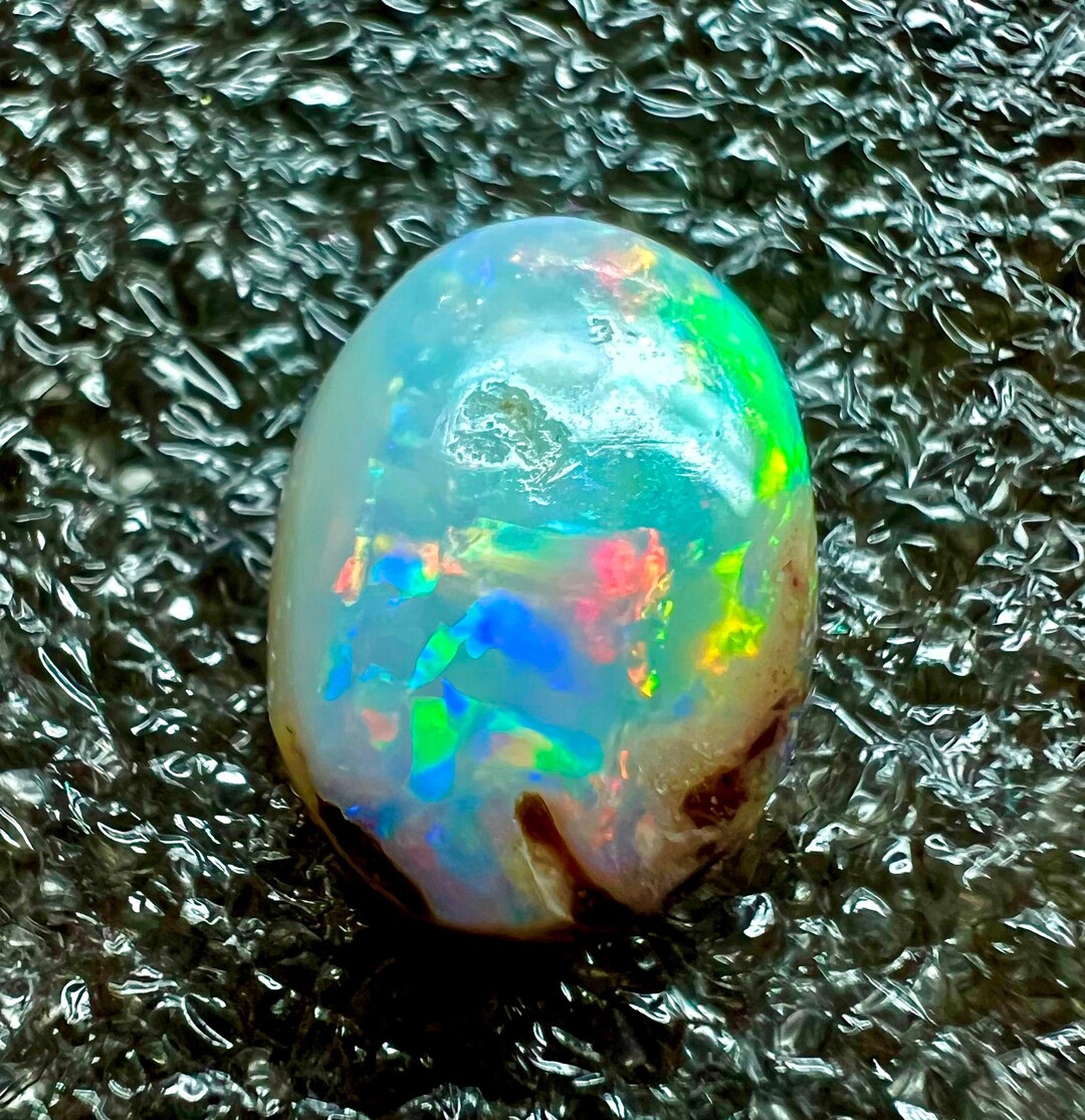 Natural Australian Opal Fire Oval Shape, 2.55 Crt. 12x9x4 MM. Multi ...