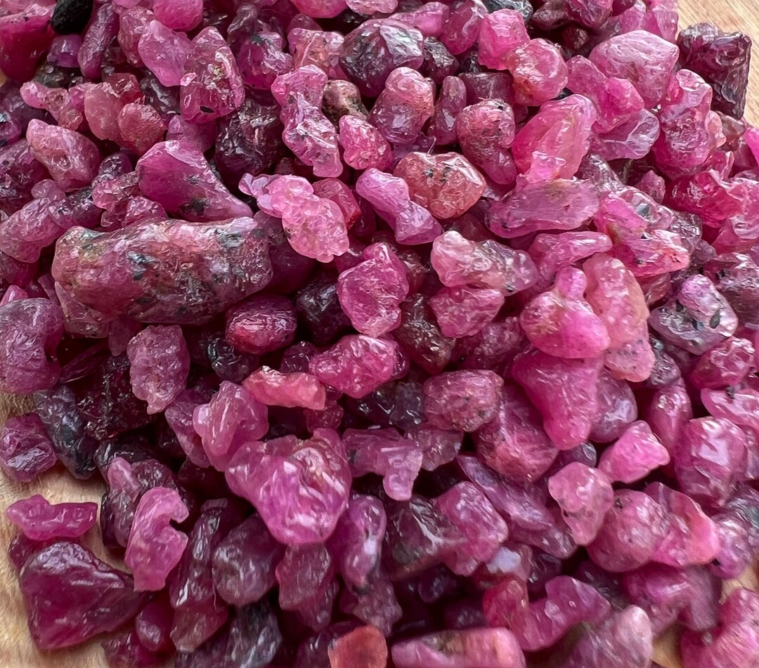 Natural Pink Ruby Rough Minerals Unheated Untreated Rough Size 3-8 Mm ...