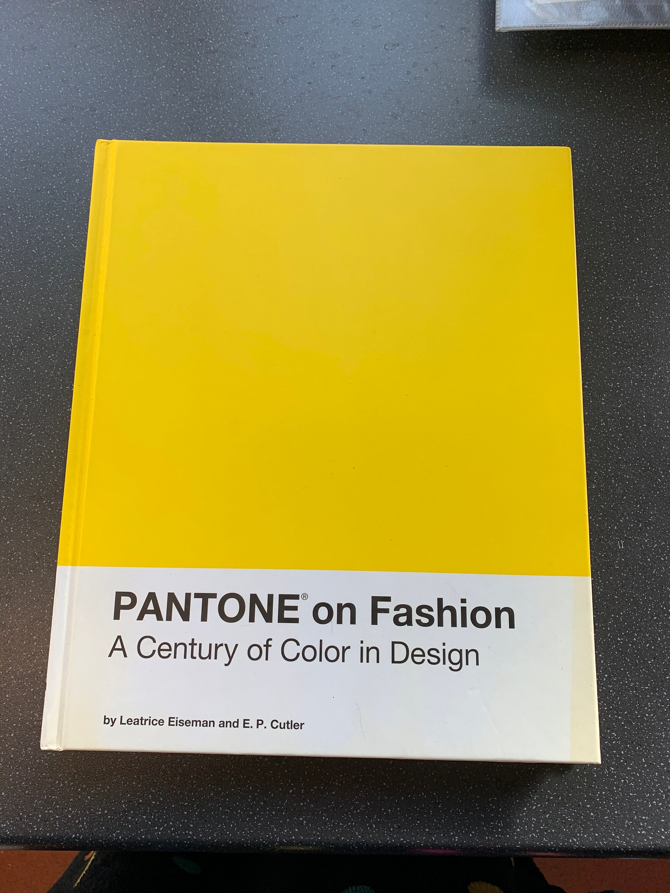 Pantone Color Book for sale | Only 2 left at -65%