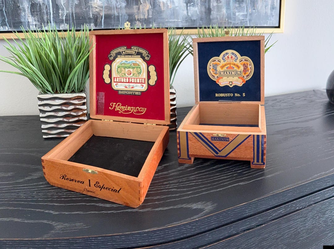 2 Authentic Wooden Cigar Boxes, Separate, Robusto and Hemingway ...