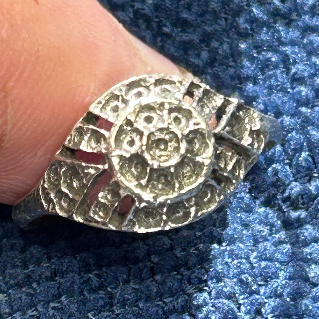 Silver Victorian 'pandora' Style Ring - Etsy