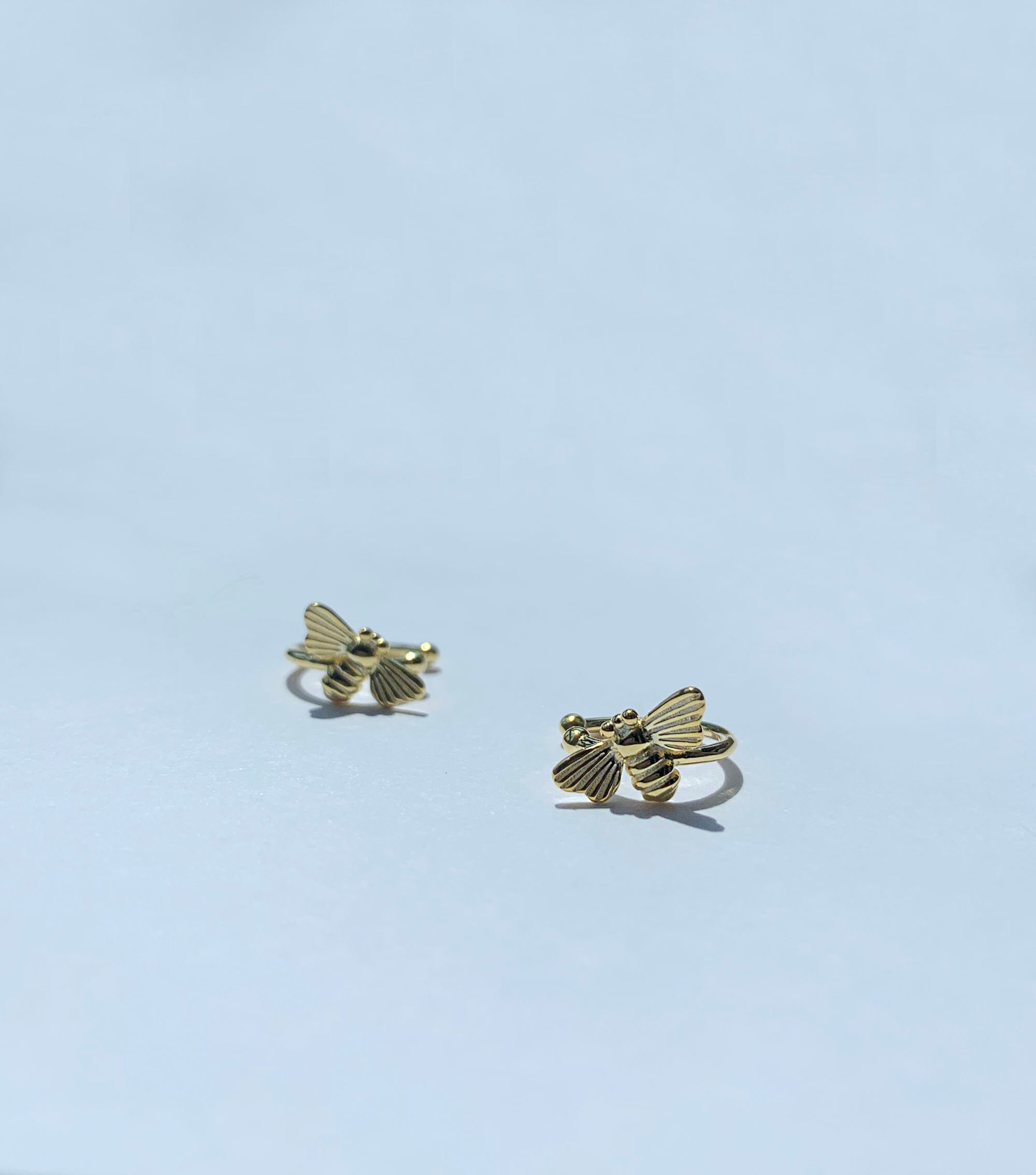 Tiny Bee Ear Cuff Gold Ear Cuff No Piercing Dainty | Etsy