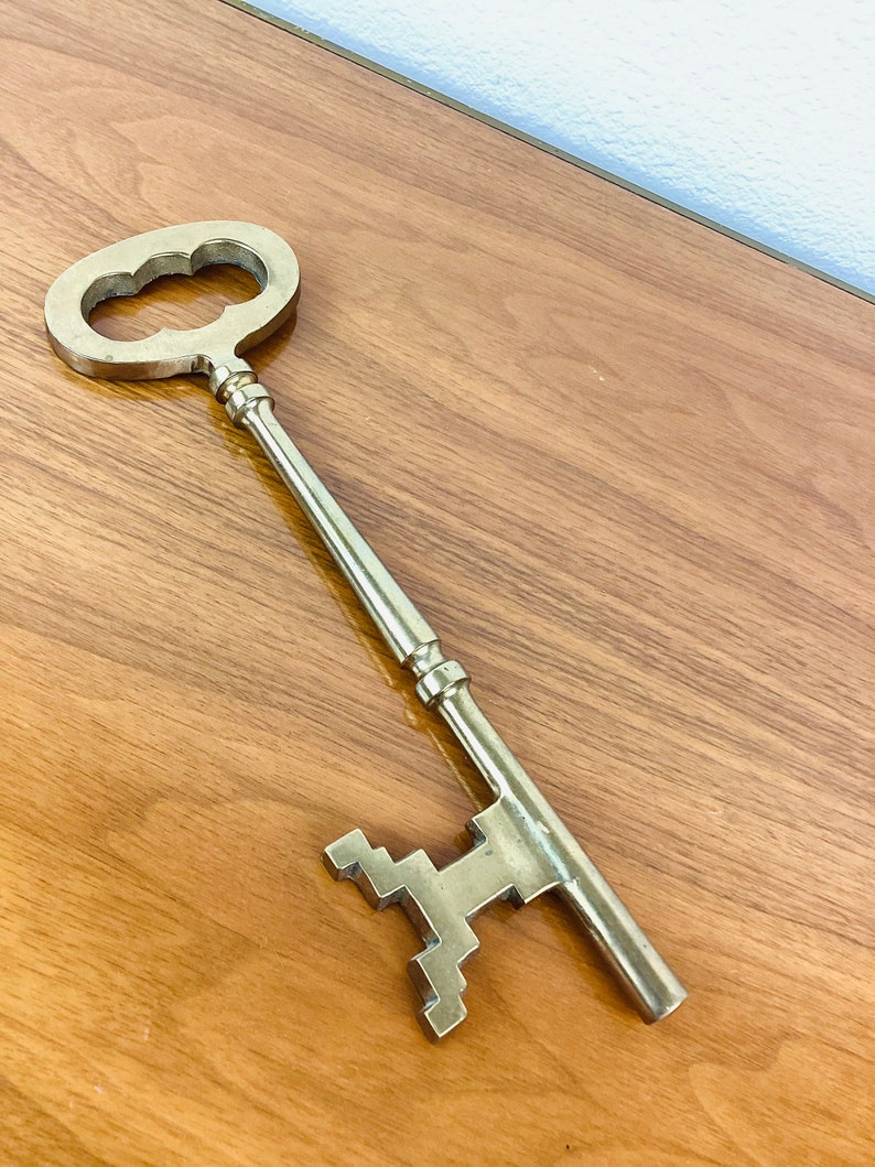 Vintage 1970s BRASS SKELETON KEY / Bohemian Style / Hollywood Regency ...