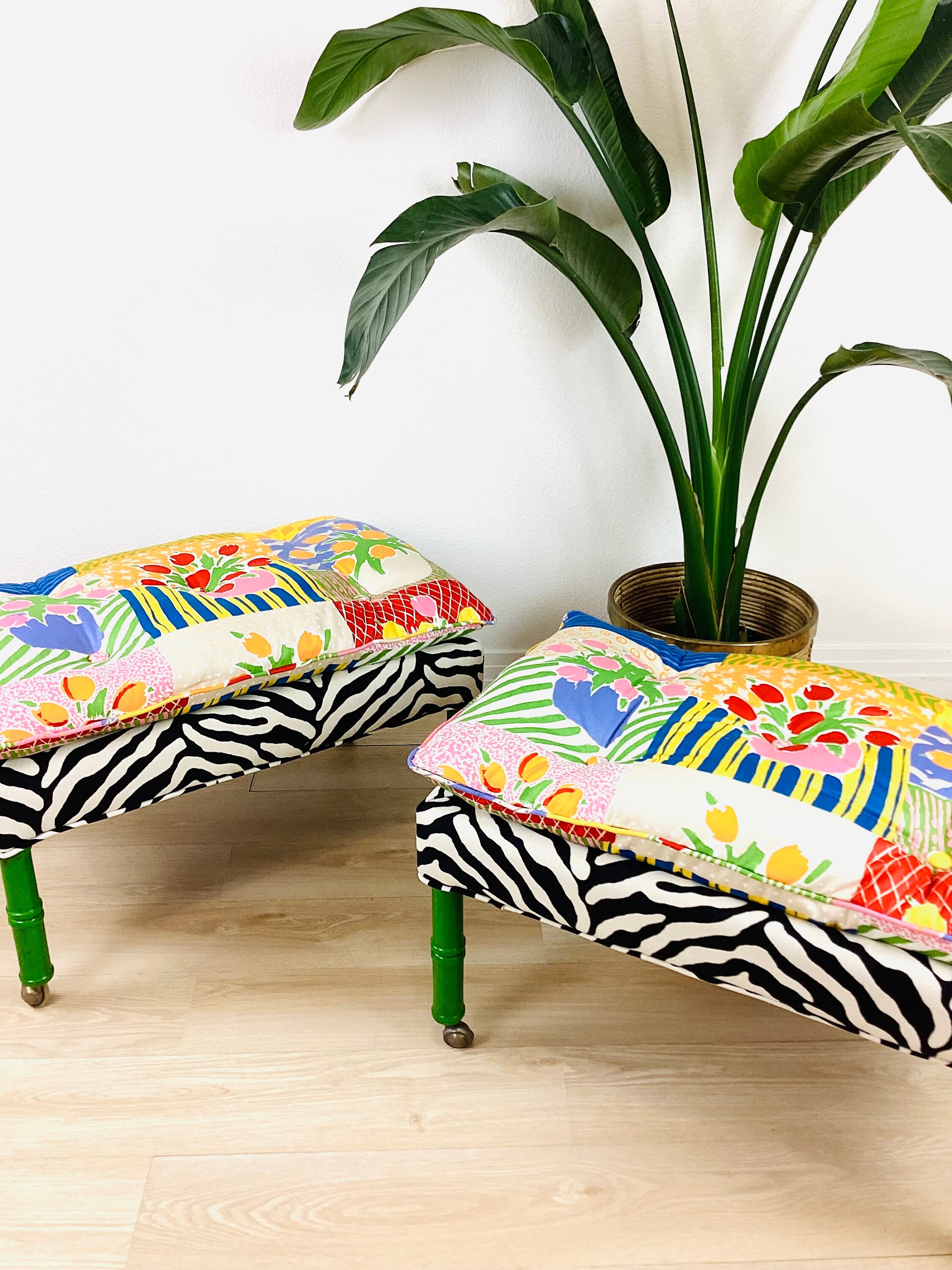 Vintage 1960s FAUX BAMBOO Leg & POP Art Floral Print and Zebra - Etsy