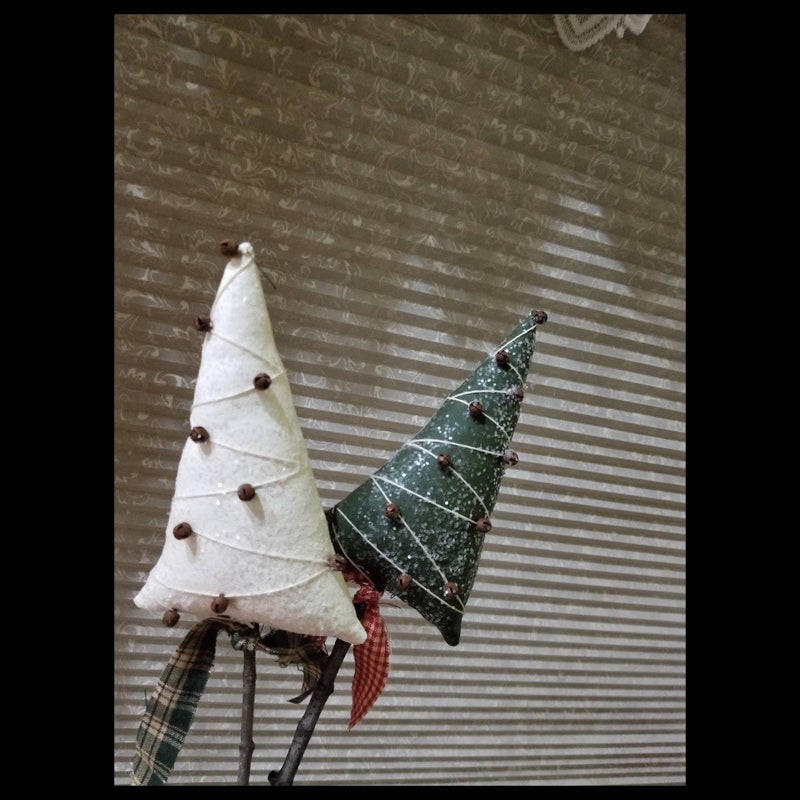 Primitive Tree - Etsy