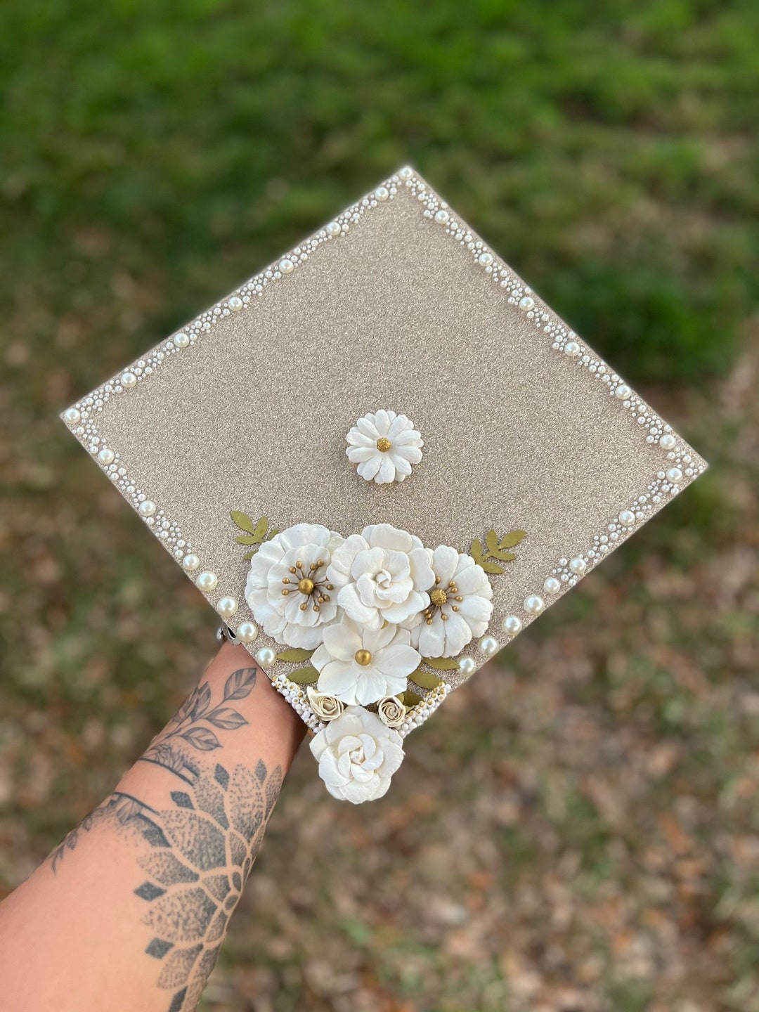 Graduation Cap Topper Graduation Cap Paper Flowers - Etsy Hong Kong