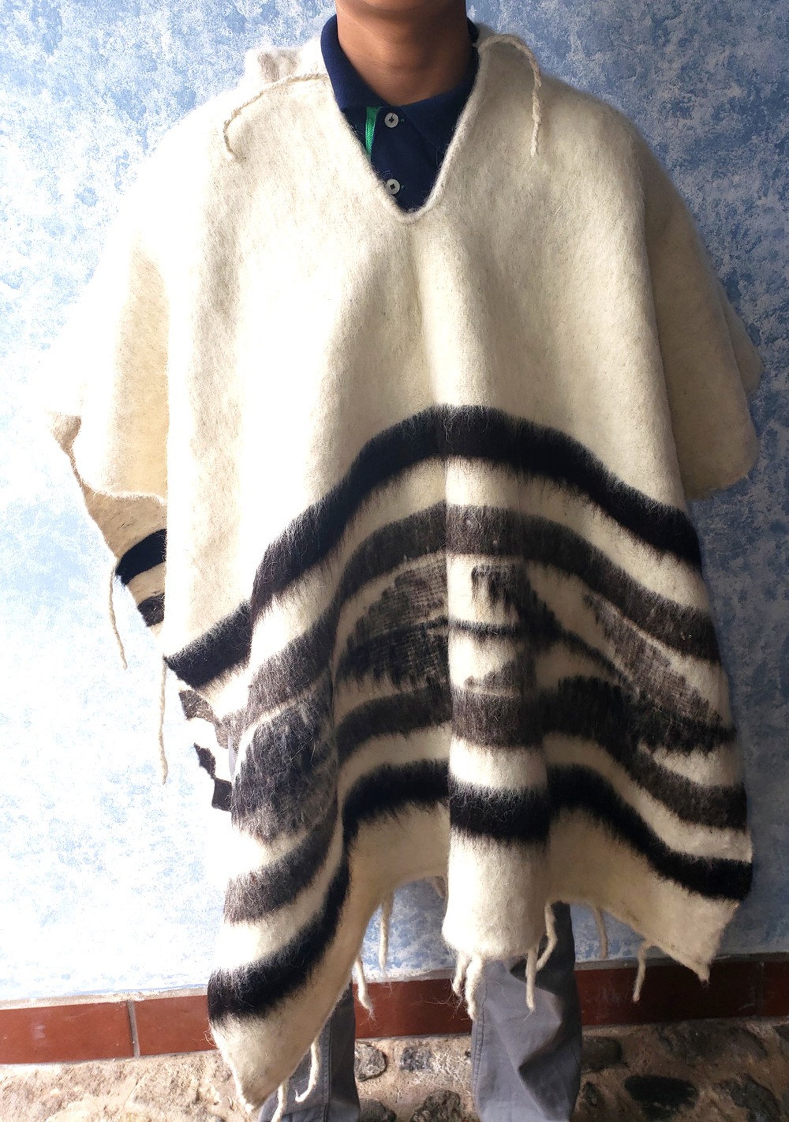 Guatemalan Wool Poncho Hand Woven Sarape With Hood Heavy - Etsy