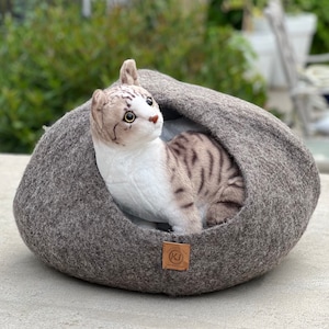 Hand Felted Wool Cat Cave Bed: Natural, Warm Cat House - Etsy