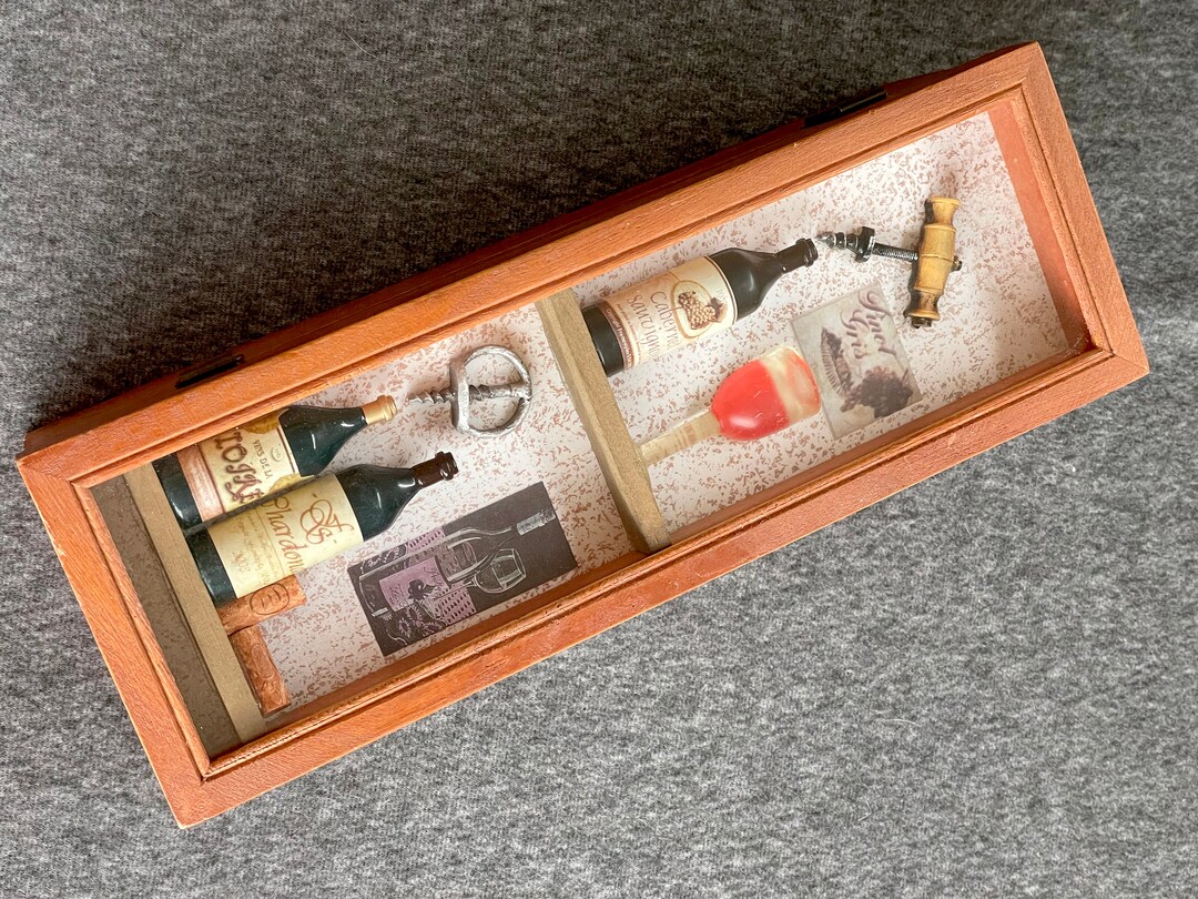 Decorative Diorama Wine Box - Etsy